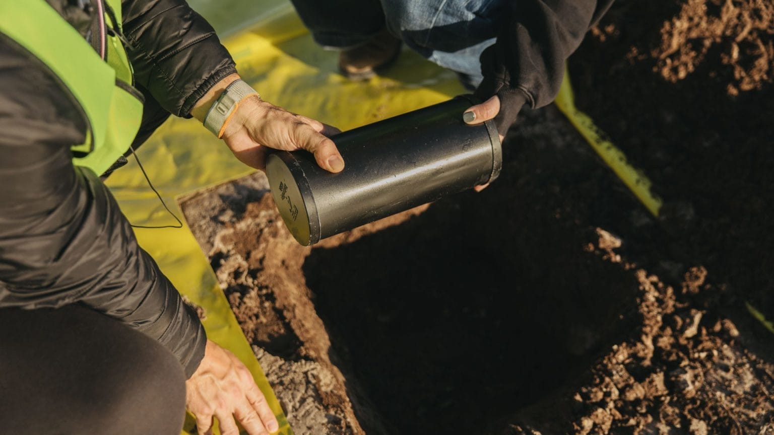 Build His House - Jesus Image